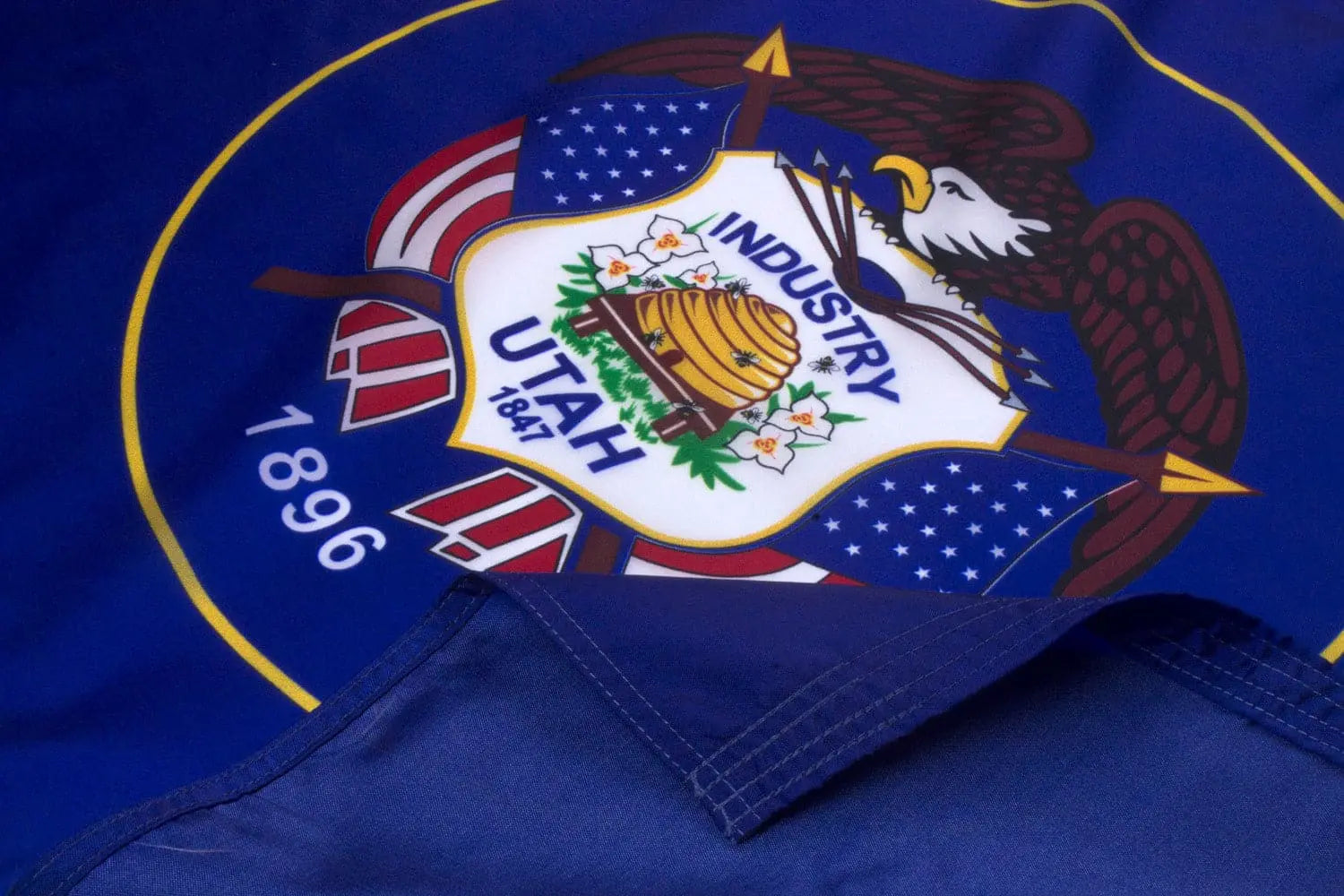 State of Utah Flag - Official Design and Specifications - Outdoor Nylo